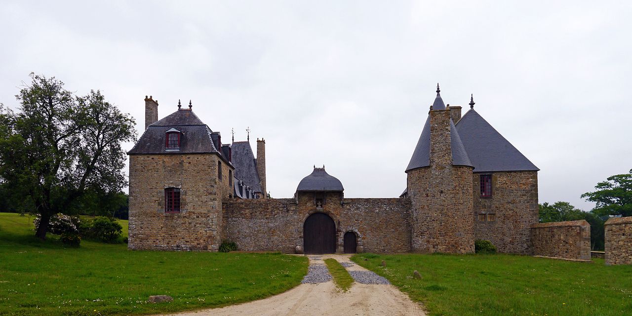 French Architecture: A Guide to Styles and History - Mary Anne's France