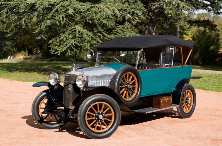 Top Car Museums in France - Mary Anne's France